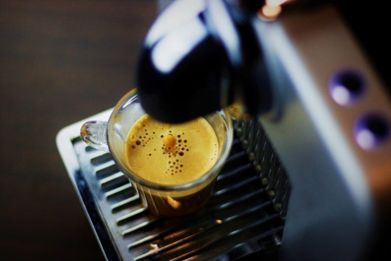 How Does a Nespresso Machine Work? (Behind the Scenes Guide) | Corner ...