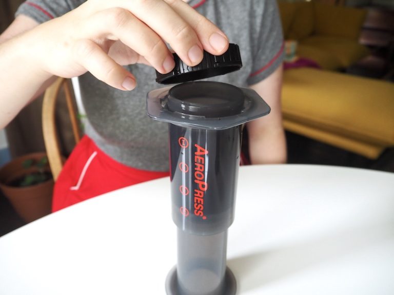 AeroPress Inverted Method (Recipe, Expert Tips & Pictures) | Corner ...
