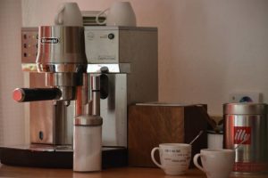 How Does an Espresso Machine Work? Full Guide & Brewing Tips | Corner ...