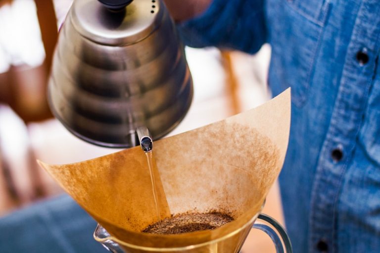 Pour Over vs Drip Coffee: The Differences Explained (With Pictures ...