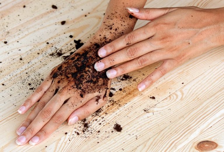 7 Coffee Scrub Benefits: Keep Your Skin Healthy & Beautiful | Corner ...