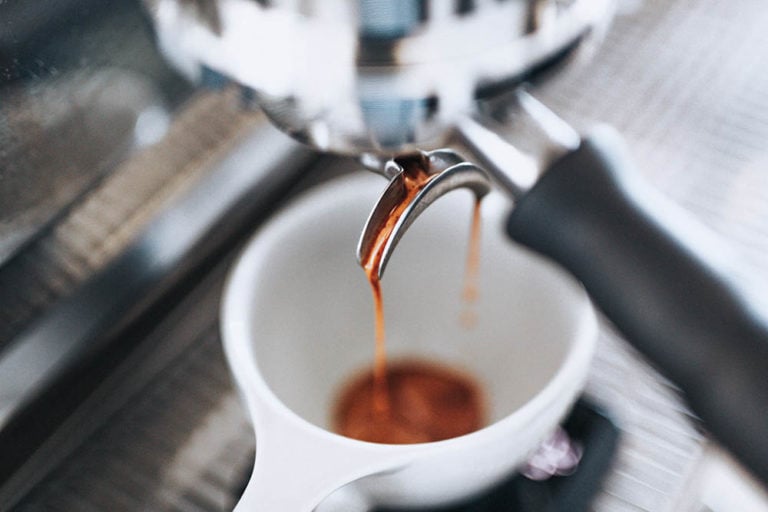 How Much Caffeine Is in Espresso? A Complete Breakdown | Corner Coffee ...