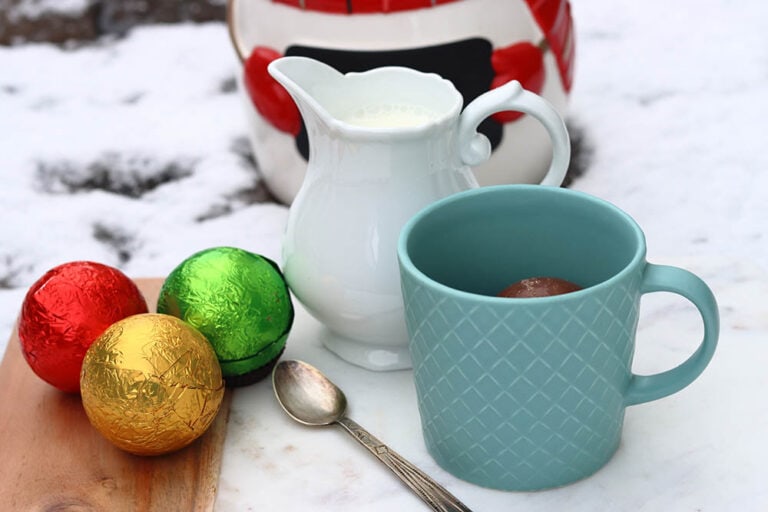 Homemade Coffee Bombs: Easy Recipe & Filling Variations | Corner Coffee ...