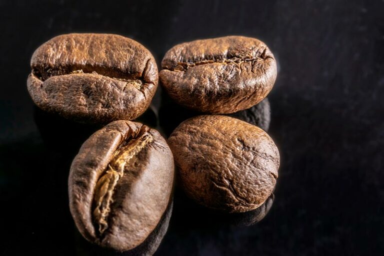 5 Coffee Roasting Defects & How to Spot Them | Corner Coffee Store