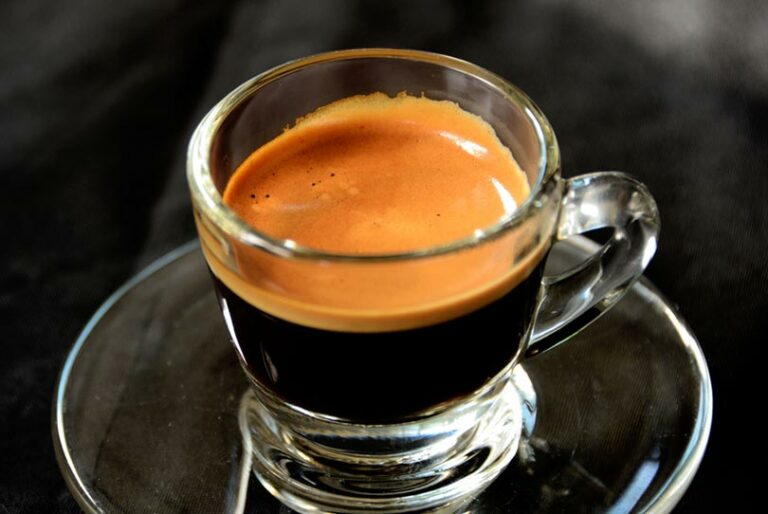 Lungo vs Espresso: Main Differences (With Pictures) | Corner Coffee Store Lungo vs Espresso: Main Differences (With Pictures) | Corner Coffee Store