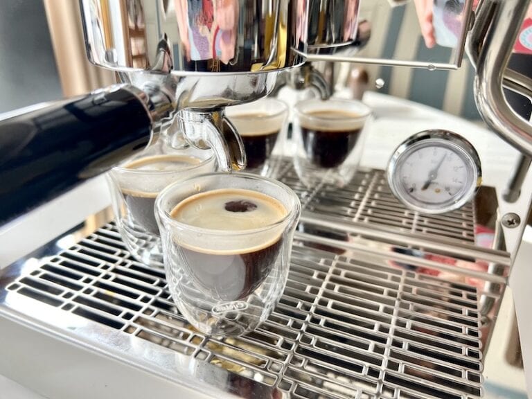 What’s Espresso Crema? How to Correctly Make It at Home | Corner Coffee ...